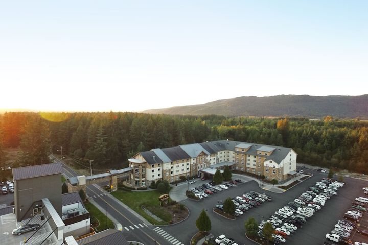 Lucky Eagle Casino & Hotel Rochester | Bookonline.com