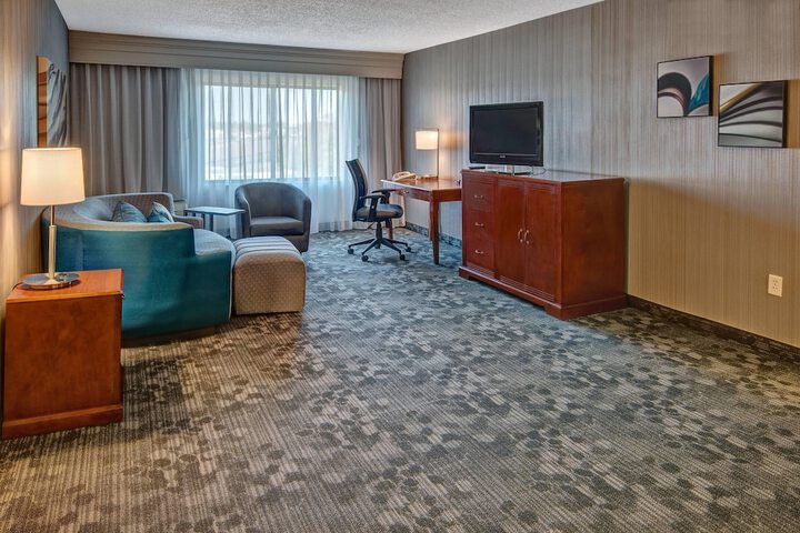 Courtyard by Marriott Springfield Springfield | Bookonline.com