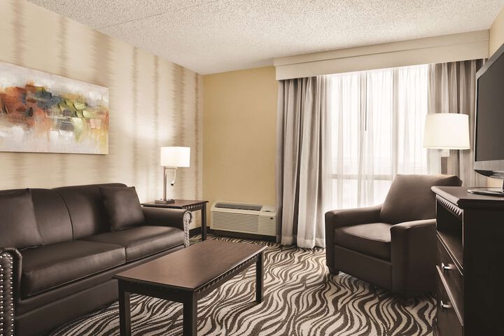 Radisson Hotel Fort Worth Fossil Creek Fort Worth | Bookonline.com
