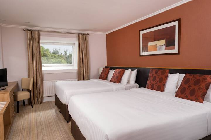 Strangford Arms Hotel Newtownards Newtownards | Bookonline.com