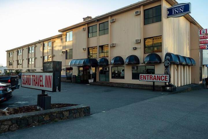 Island Travel Inn Victoria | Bookonline.com