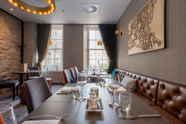 Ten Hill Place Edinburgh | Bookonline.com