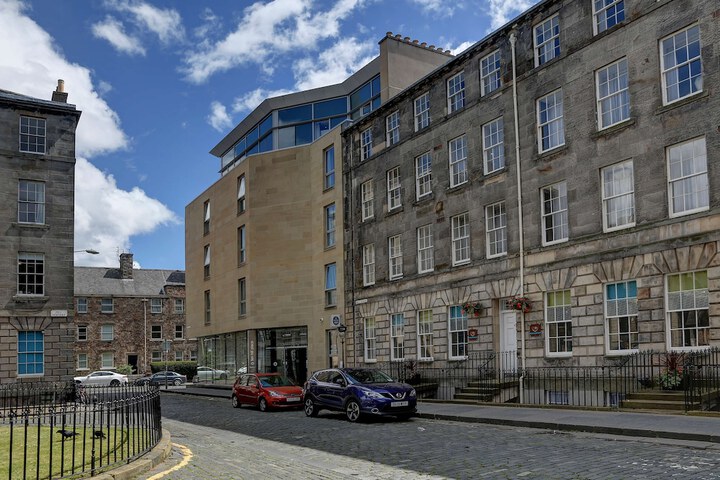 Ten Hill Place Edinburgh | Bookonline.com