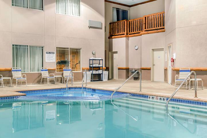 Rodeway Inn&Suites Tomahawk Tomahawk | Bookonline.com