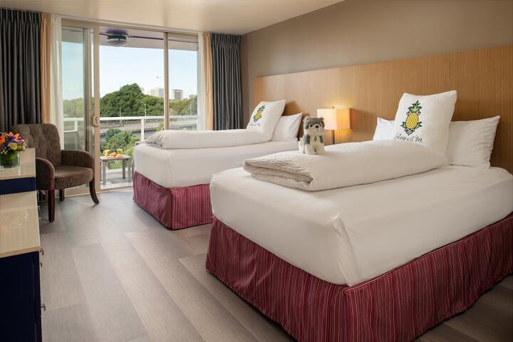 Staypineapple Hotel Rose Downtown Portland Portland | Bookonline.com