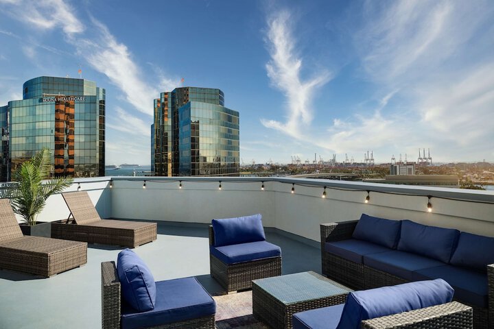Hilton Long Beach Hotel Long Beach | Bookonline.com