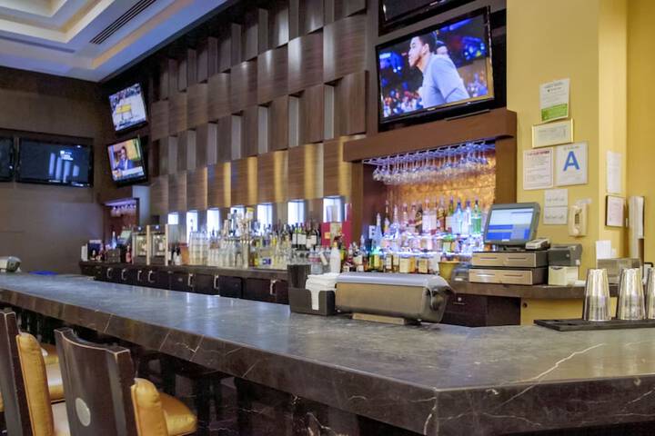 The Commerce Casino & Hotel Los Angeles | Bookonline.com