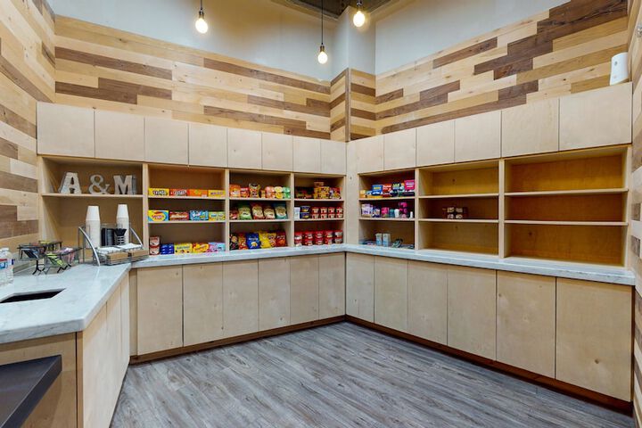 Aggieland Boutique Hotel College Station | Bookonline.com