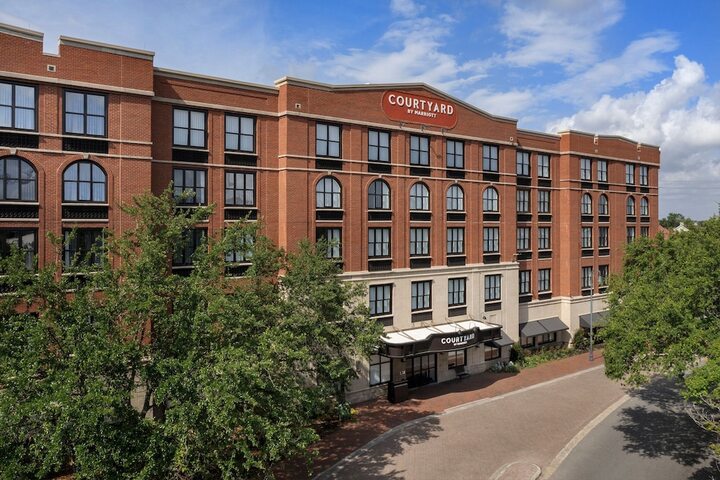 Courtyard By Marriott Savannah Downtown Historic District Savannah
