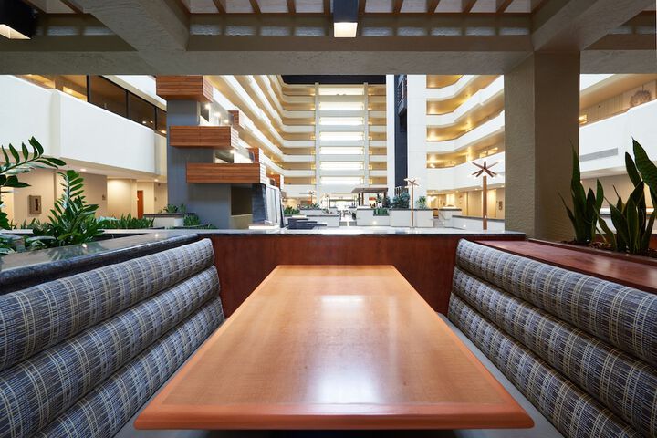 DoubleTree by Hilton Fresno Convention Center Fresno | Bookonline.com