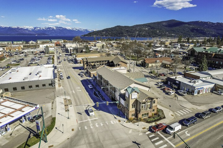 Cedar Street Hotel&Suites Sandpoint | Bookonline.com