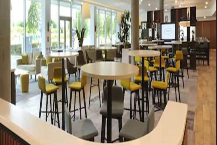 Hampton by Hilton London Stansted Airport Stansted | Bookonline.com