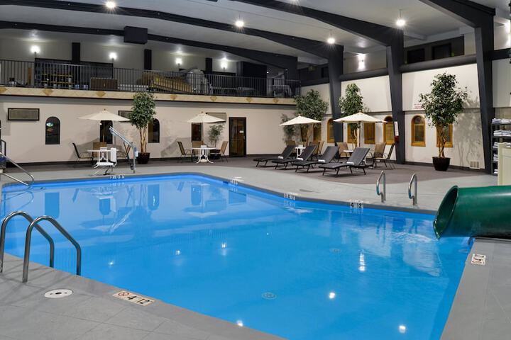 Holiday Inn Great Falls Convention Center an IHG Hotel Great Falls ...