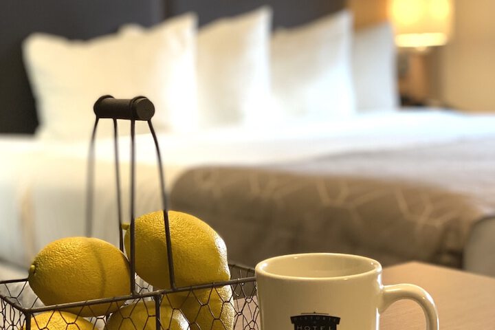 Hotel Arvon Great Falls | Bookonline.com