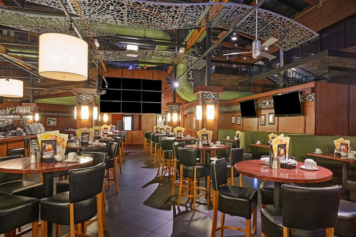 Holiday Inn Chicago Matteson Conf Center an IHG Hotel Matteson ...