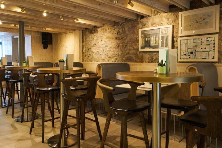 Rabble Edinburgh | Bookonline.com