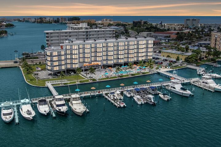 FUSION Resort Two Bedroom Suites Treasure Island | Bookonline.com