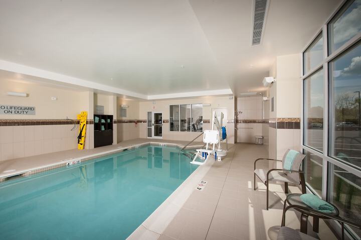 Courtyard by Marriott Boston Littleton Littleton | Bookonline.com
