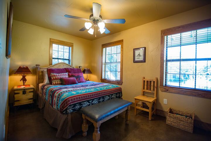 NRS Guest Ranch Decatur | Bookonline.com