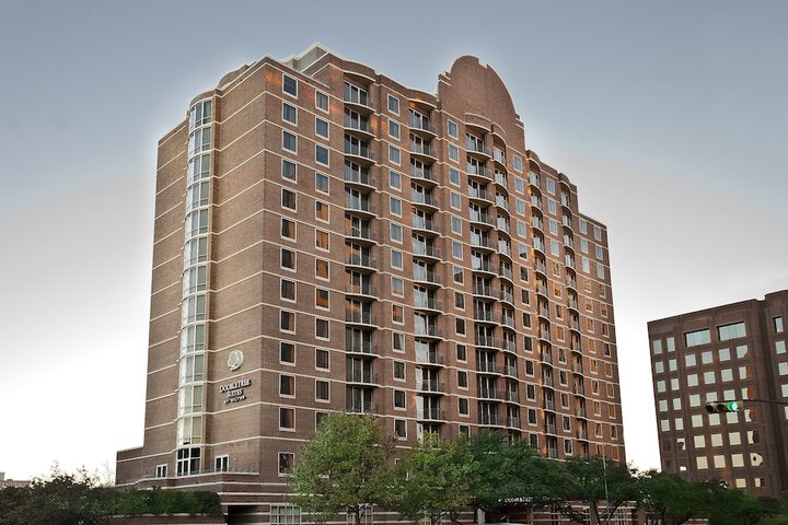 DoubleTree Suites by Hilton Hotel Austin Austin | Bookonline.com