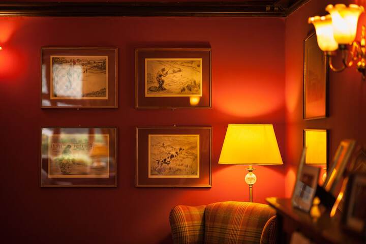 Balmoral Arms Ballater | Bookonline.com