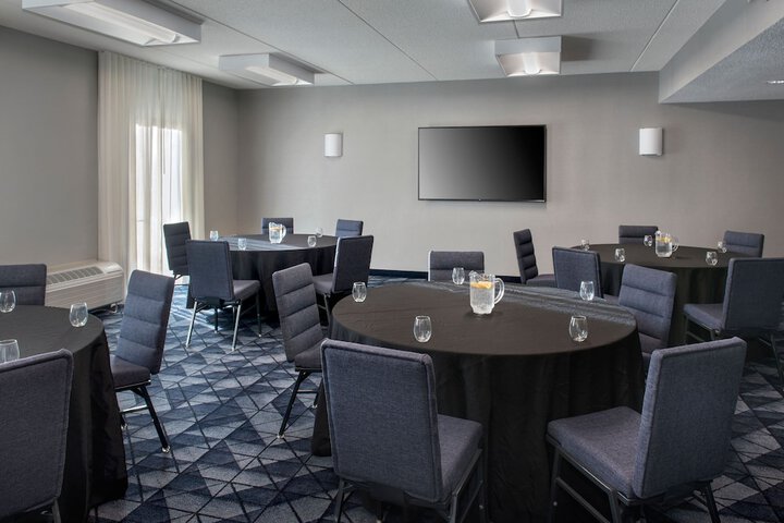 Courtyard by Marriott Silver Spring North/White Oak Silver Spring ...