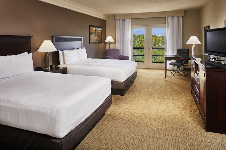 DoubleTree by Hilton Phoenix Mesa Mesa | Bookonline.com