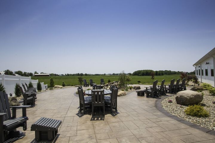 Blue Gate Garden Inn Shipshewana | Bookonline.com