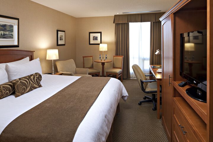 Carriage House Hotel & Conference Centre Calgary | Bookonline.com