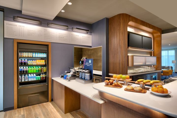 Courtyard by Marriott Ames Ames | Bookonline.com