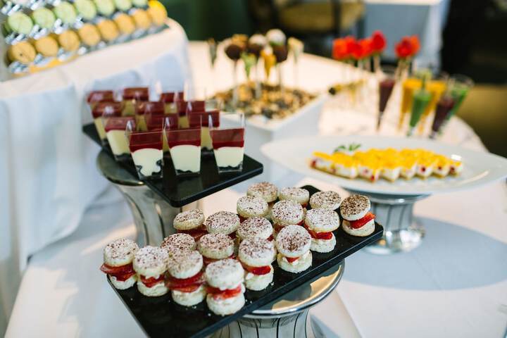 Hotel Blackfoot Calgary | Bookonline.com