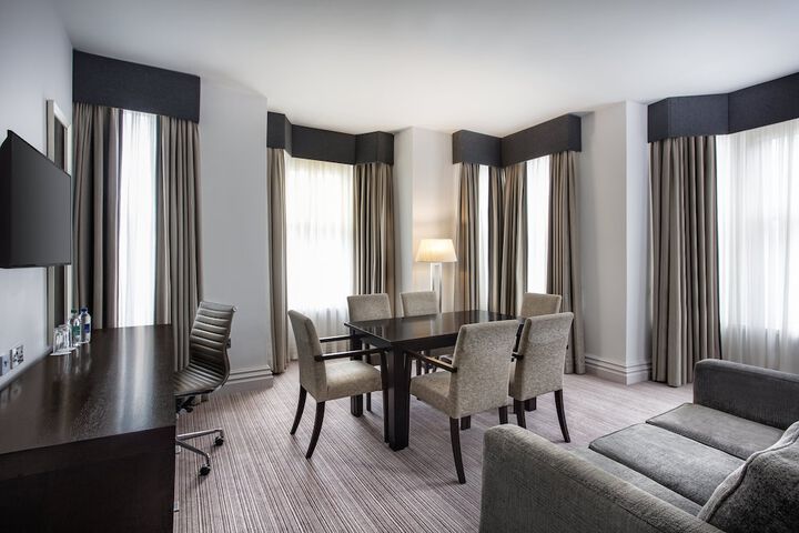 Leonardo Hotel Cardiff Formerly Jurys Inn Cardiff | Bookonline.com