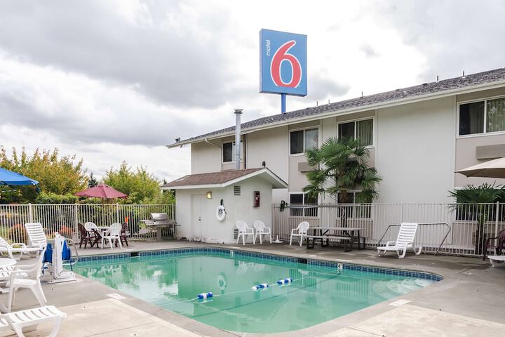 Motel 6 Seattle WA Sea Tac Airport South SeaTac | Bookonline.com