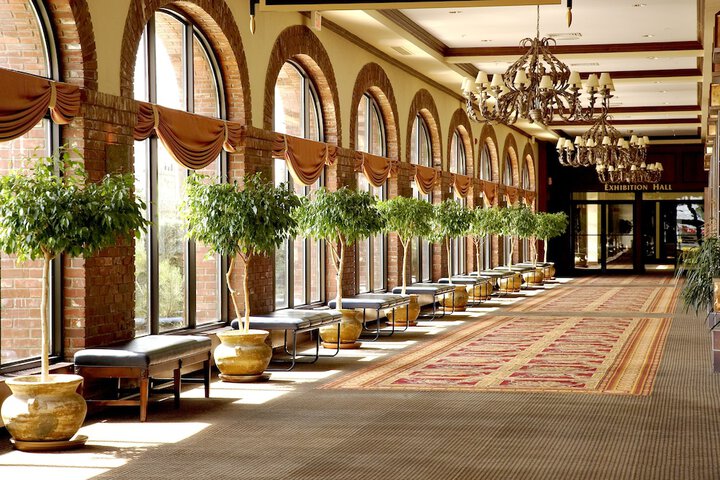 Red Deer Resort & Casino Red Deer | Bookonline.com