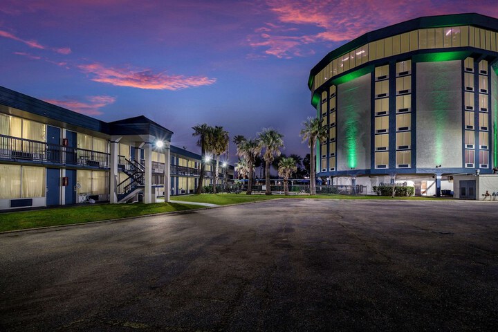 Quality Inn Pasadena Houston Pasadena | Bookonline.com