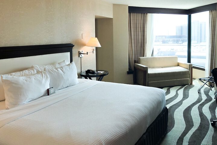 Fort Pontchartrain Detroit a Wyndham Hotel Detroit | Bookonline.com