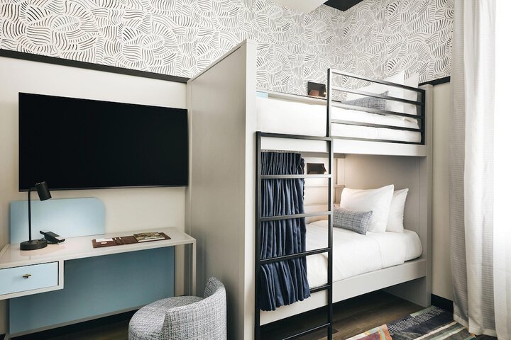 Kinley Cincinnati Downtown a Tribute Portfolio Hotel Cincinnati ...