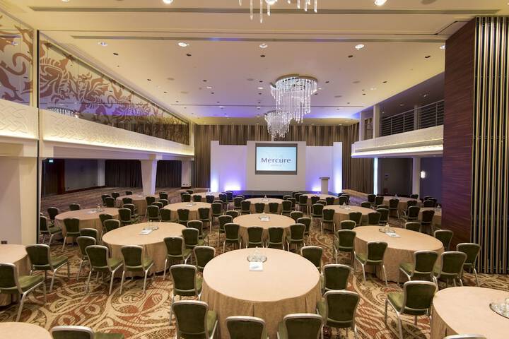 Mercure Cardiff Holland House Hotel & Spa Cardiff | Bookonline.com