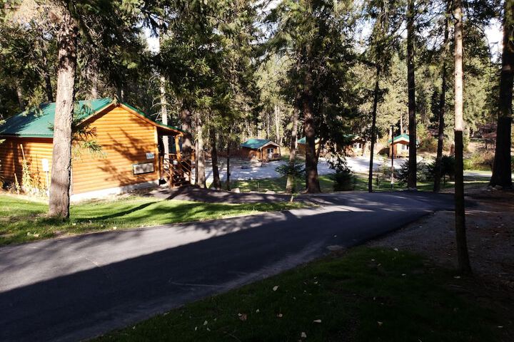 Riverfront Motel Thompson Falls | Bookonline.com