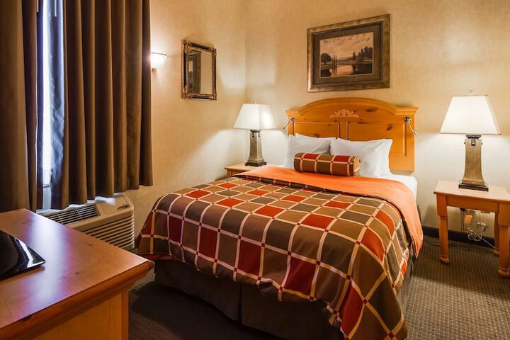 Best Western Plus Revere Inn & Suites Paradise | Bookonline.com