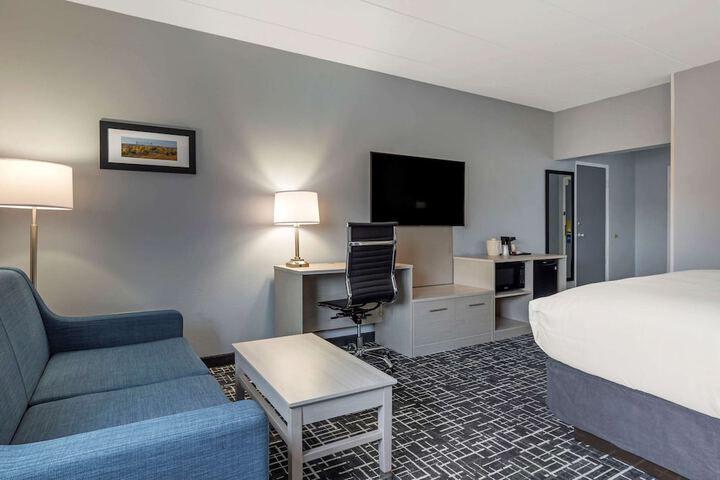 Comfort Inn Hyannis Cape Cod Hyannis | Bookonline.com