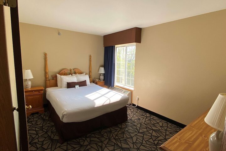 Best Western Galena Inn & Suites Galena | Bookonline.com