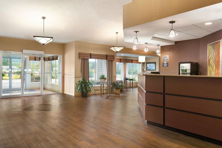 Days Inn & Suites by Wyndham Moncton Moncton | Bookonline.com