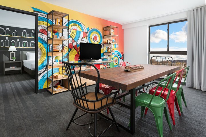 Studio Allston Hotel Boston | Bookonline.com