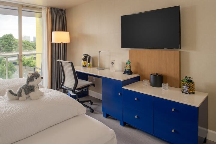 Staypineapple Hotel Rose Downtown Portland Portland | Bookonline.com