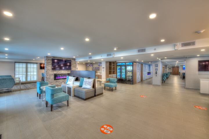 Sleep Inn Oakbrook Terrace - Chicago Villa Park | Bookonline.com