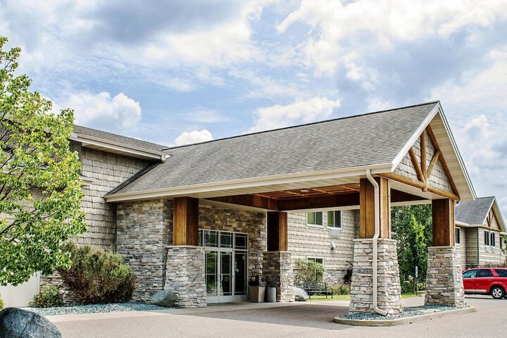 Rodeway Inn and Suites Tomahawk Tomahawk | Bookonline.com