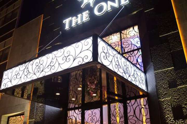 The One Boutique Hotel Flushing | Bookonline.com