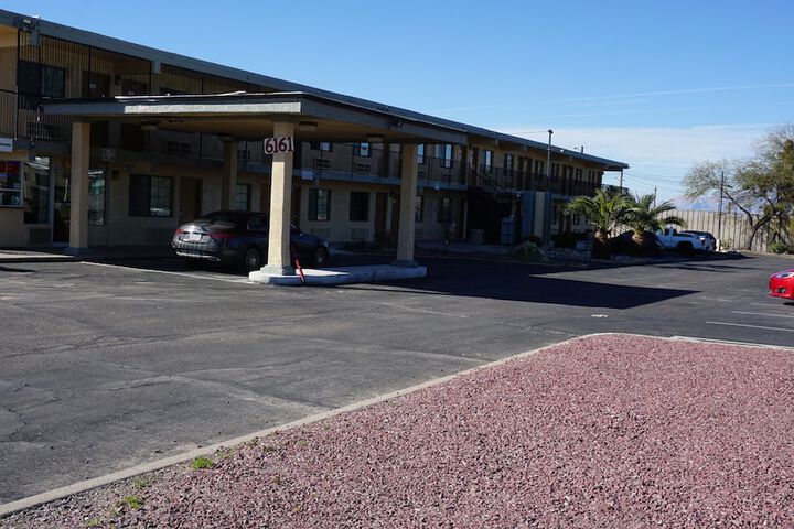 Travel Inn Tucson | Bookonline.com