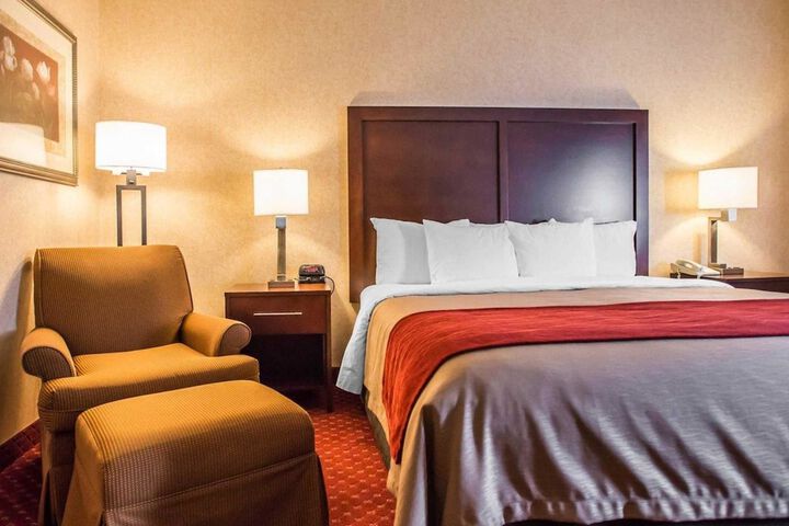 Comfort Inn Pocono Lakes Region Lake Ariel | Bookonline.com